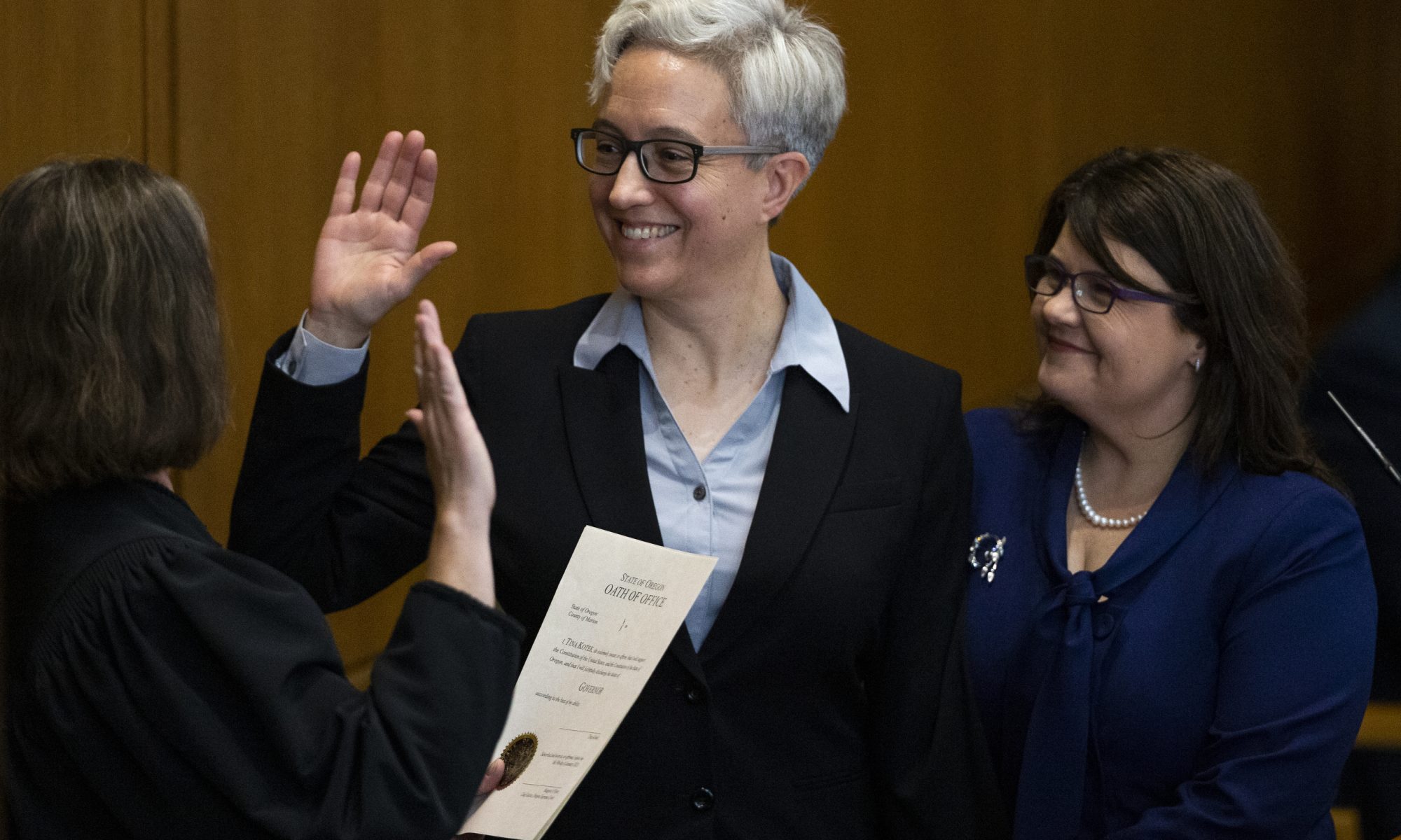 Oregon Gov. Tina Kotek takes office with a promise to ‘make things ...