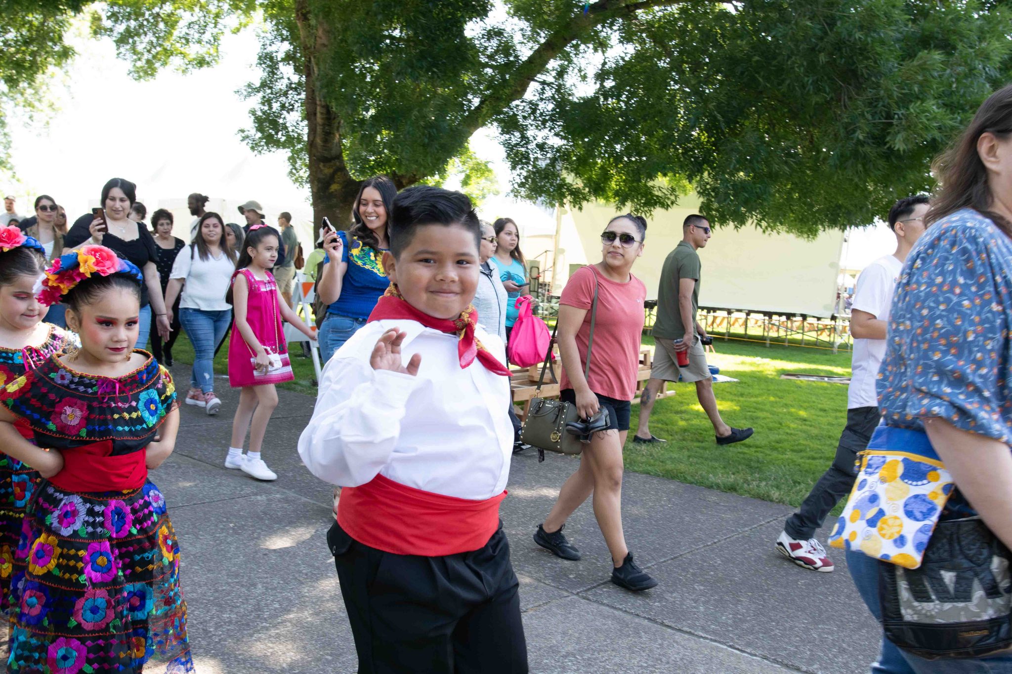 PHOTOS: Dancers at World Beat light up Riverfront Park - Salem Reporter