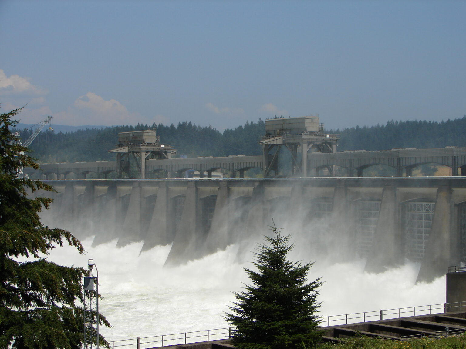 Power generated from Northwest dams fell last year to lowest level in ...