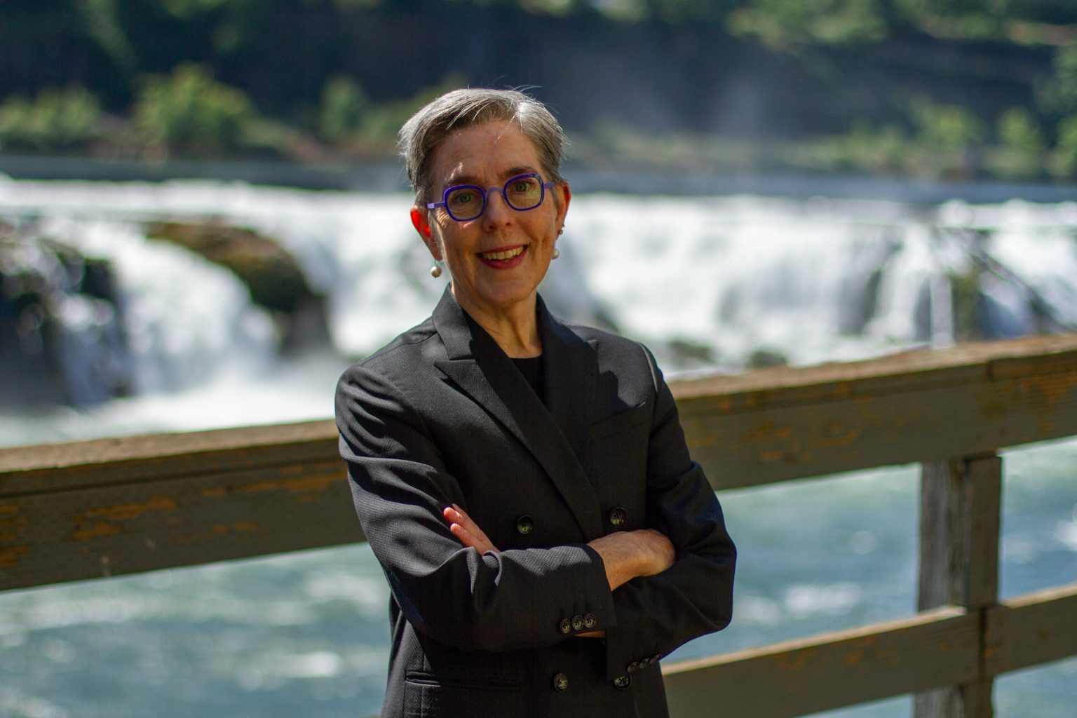Former Oregon Governor Kate Brown to lead Willamette Falls Trust ...