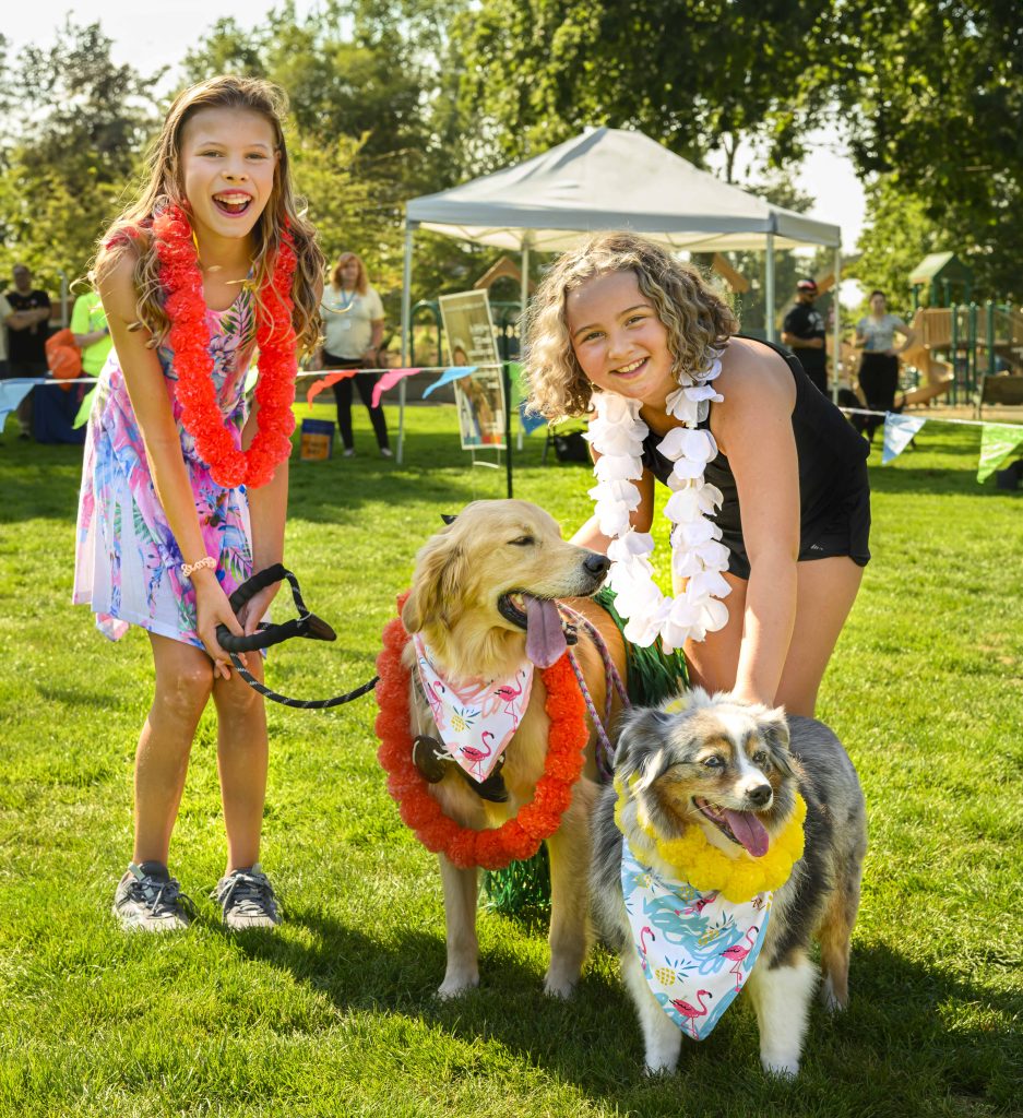 PHOTOS: Dog doppelgängers, costumes and limbo on display at WillaMutt ...