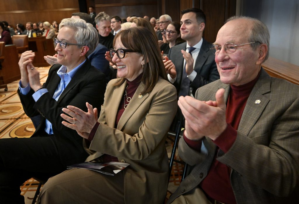 PHOTOS: Honoring the late Sen. Peter Courtney, Oregon's longest-serving ...