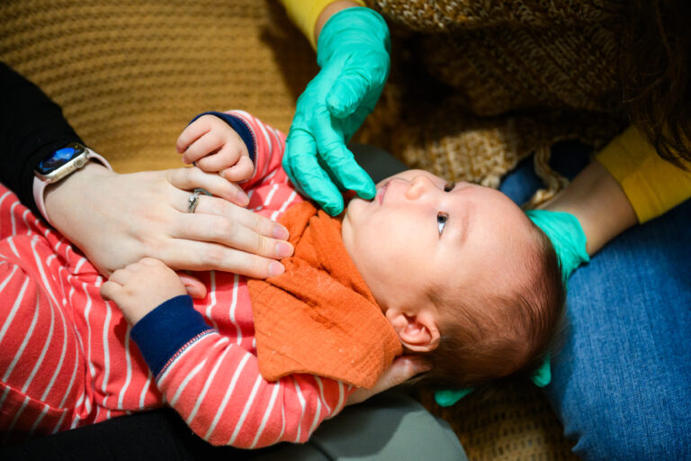 Doulas are burning out on Oregon’s Medicaid pay problems - Salem Reporter