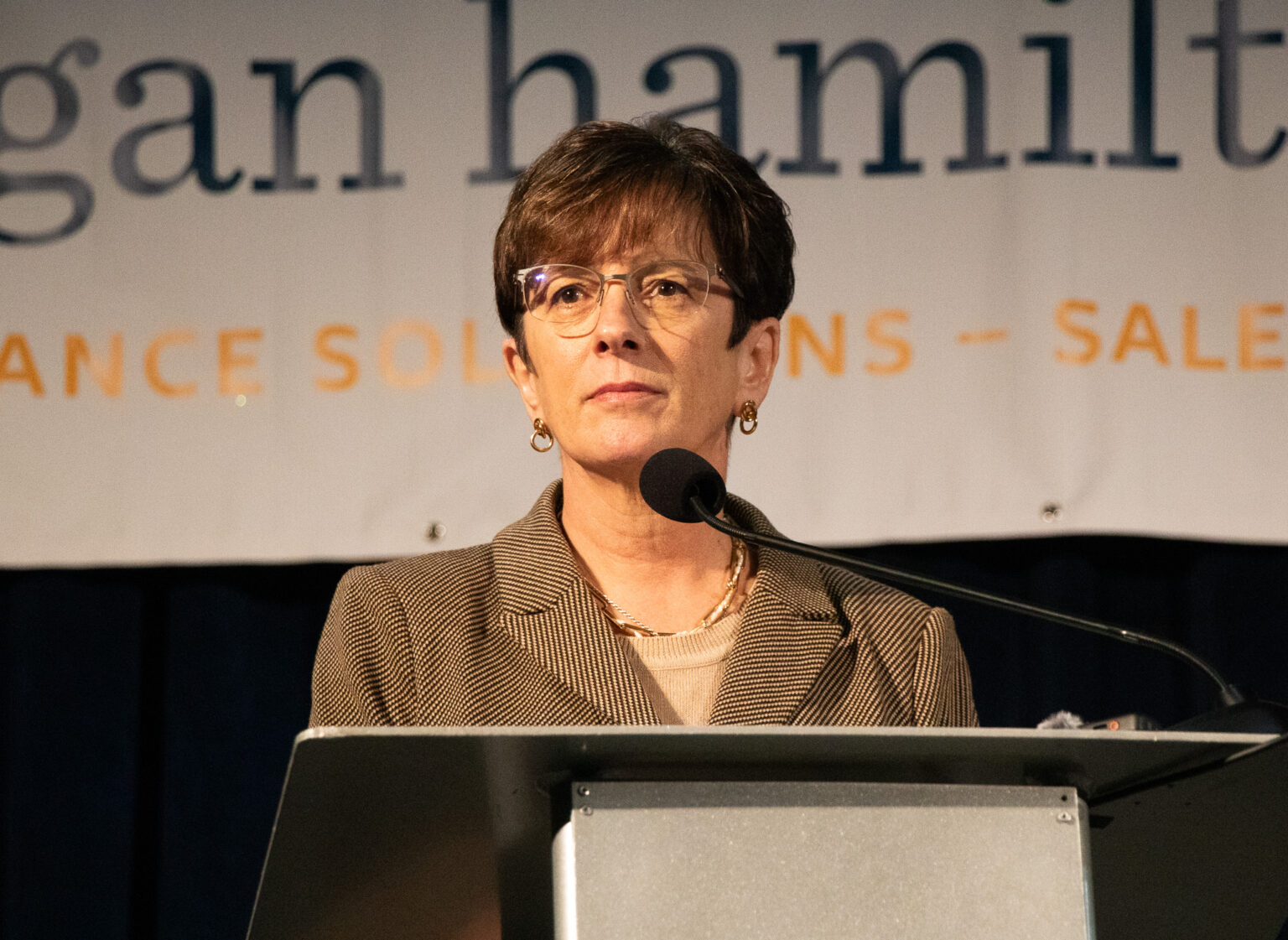 Mayor Julie Hoy's ethics case will likely be resolved in the spring ...